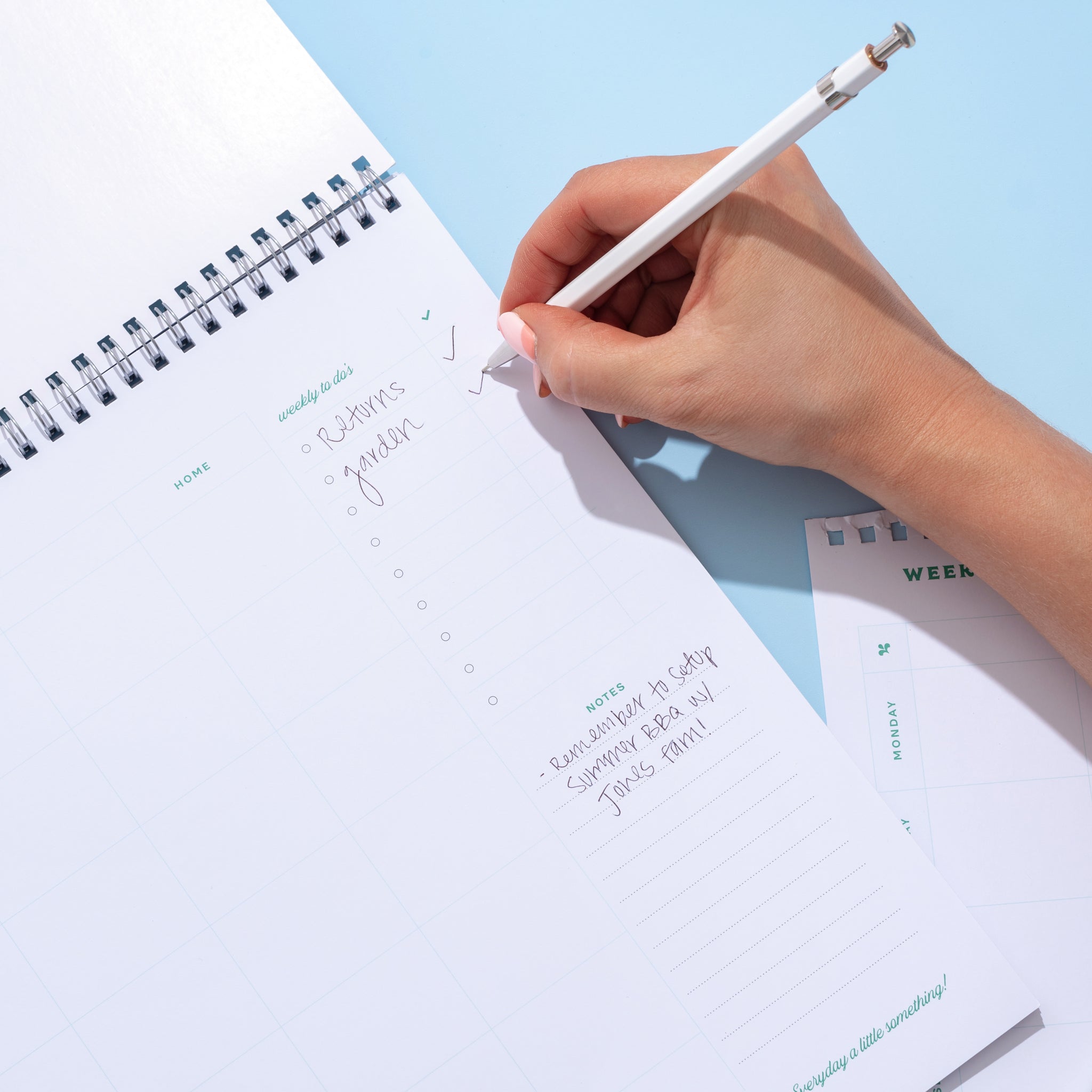 Weekly Wall Calendar – Clean Mama